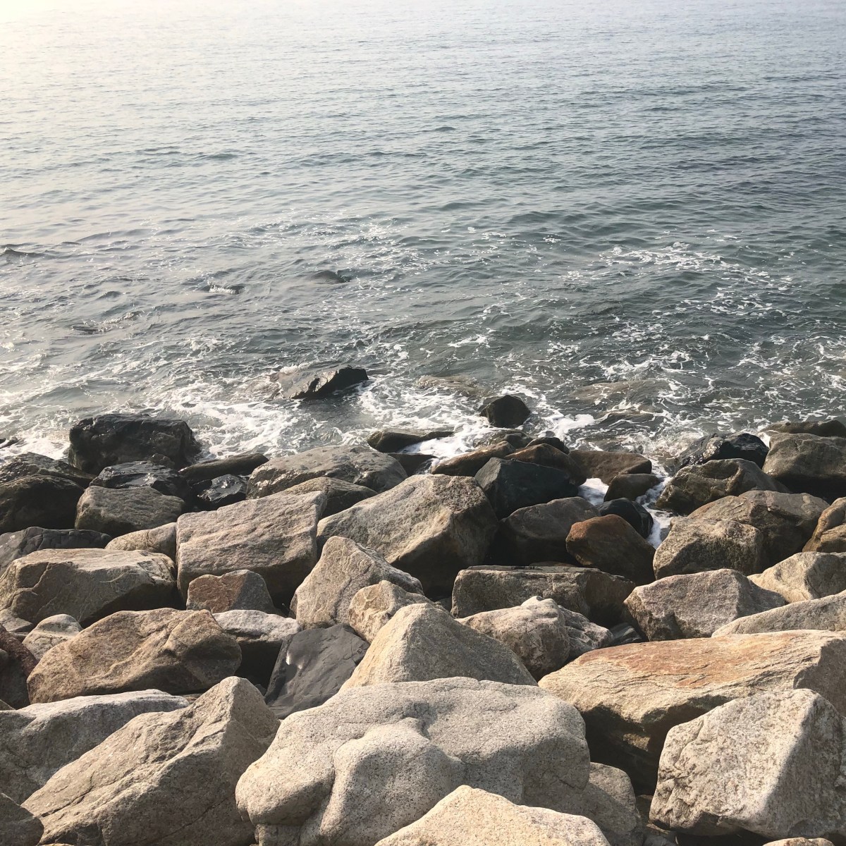 The wounded rock – evarocio